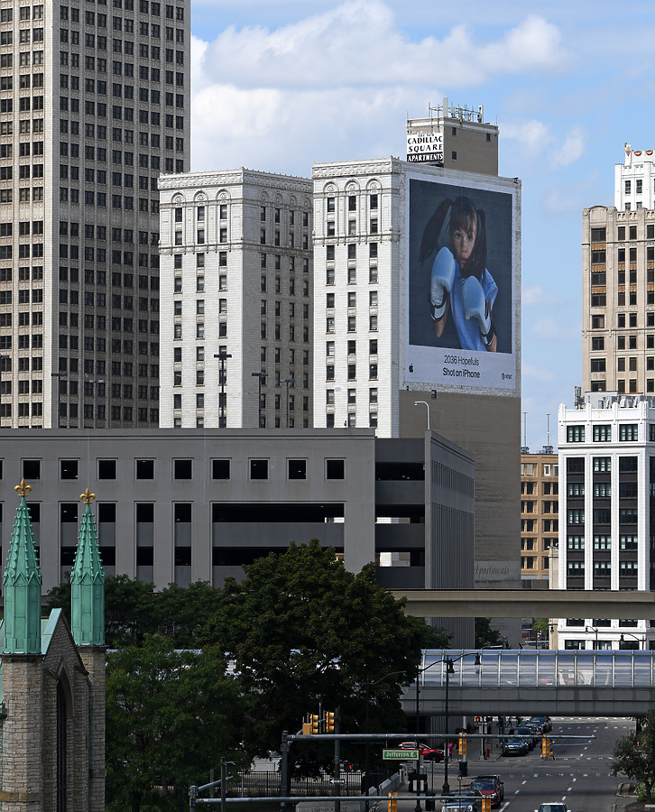 New Cadillac Square Apartments Photo 105-394-431 - Stock Image - SKYDB