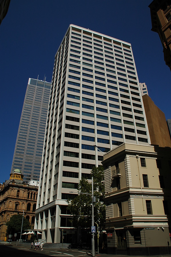 Royal Exchange Building Photo 106-153-974 - Stock Image - SKYDB