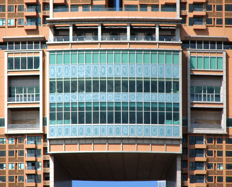 The Arch in Hong Kong - SKYDB