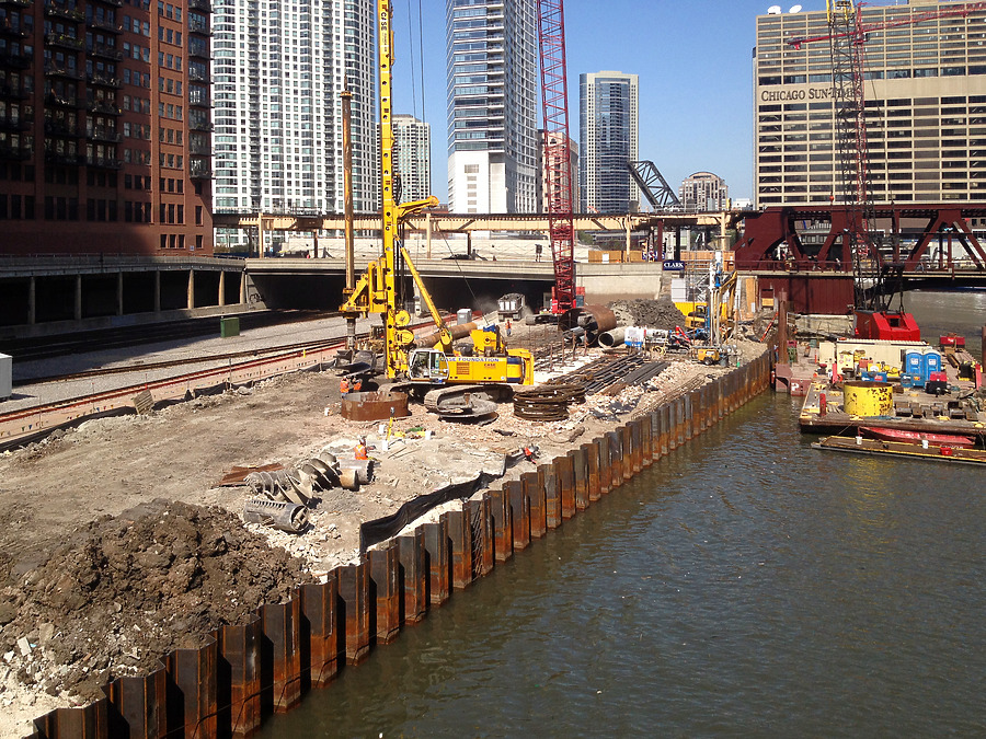 150 North Riverside Photo 125-466-099 - Stock Image - SKYDB