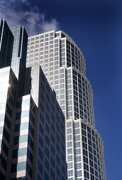 777 Tower in Los Angeles - SKYDB