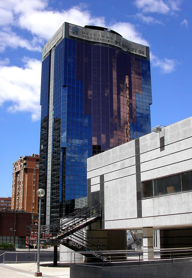 Torre Mahou Photo 155-748-021 - Stock Image - SKYDB