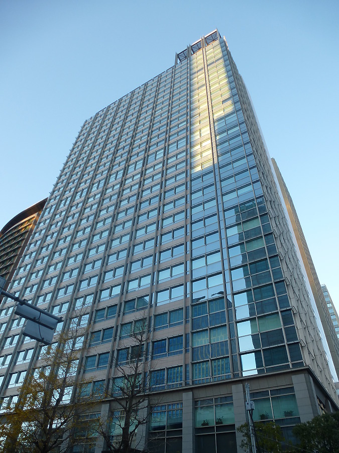 Marunouchi Kitaguchi Building Photo 159-290-294 - Stock Image - SKYDB