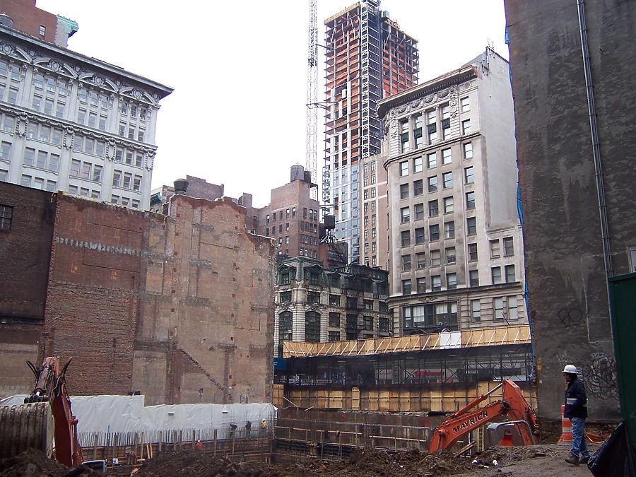 Tower 31 Photo 167-444-812 - Stock Image - SKYDB