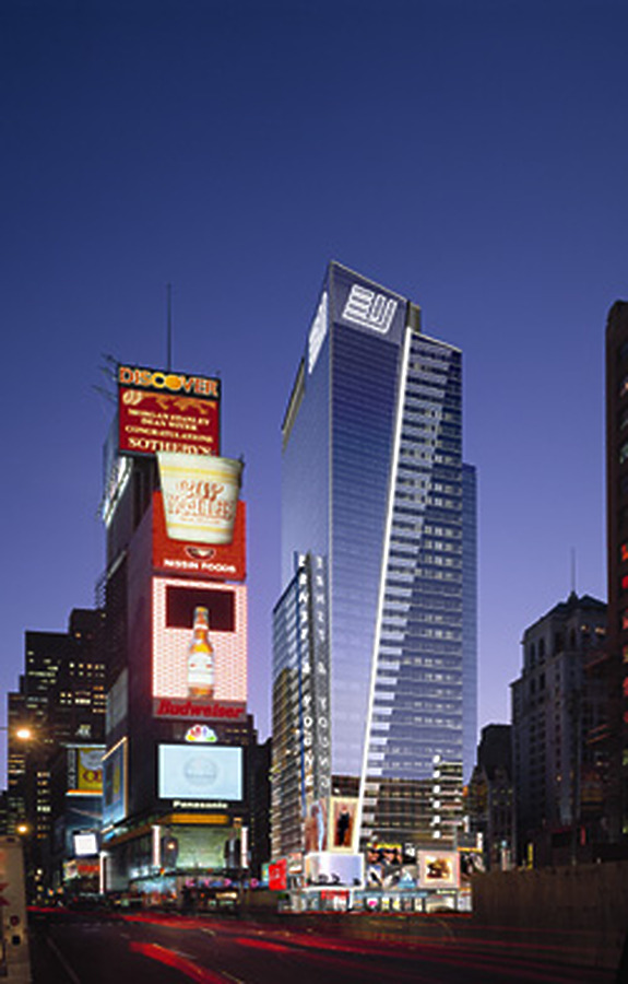 5 Times Square Photo 173-812-291 - Stock Image - SKYDB