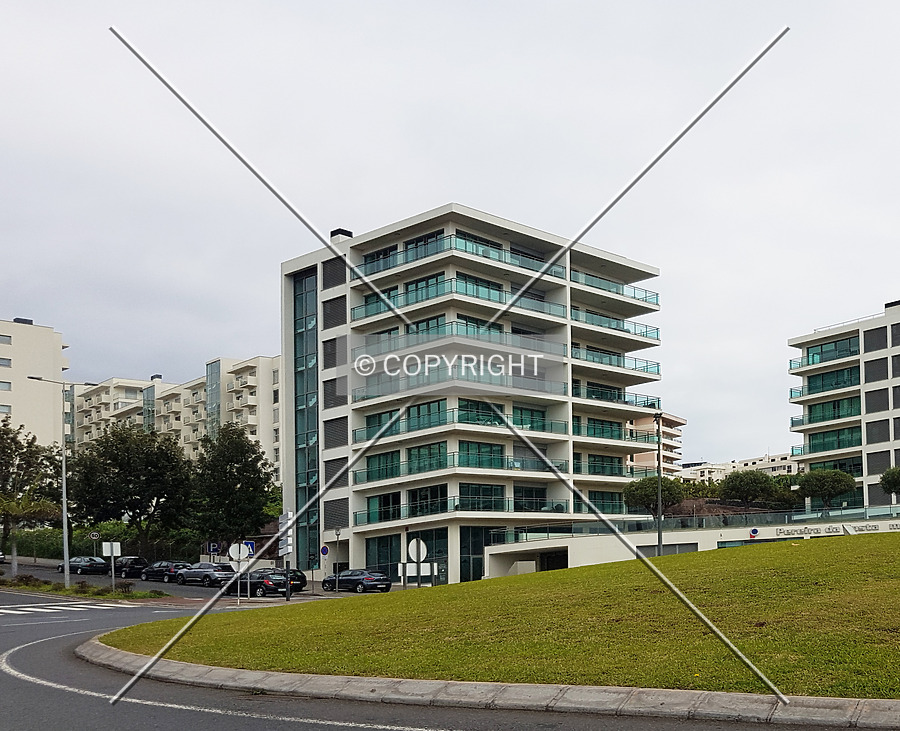 Edificio Monumental Green Park Photo 179-521-131 - Stock Image - SKYDB