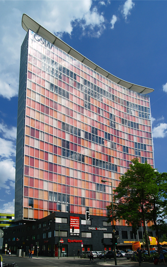 Rocket Tower Photo 186-234-233 - Stock Image - SKYDB