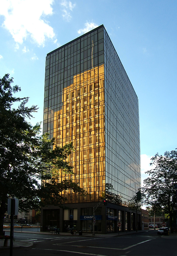 Gold Building Photo 186-371-739 - Stock Image - SKYDB
