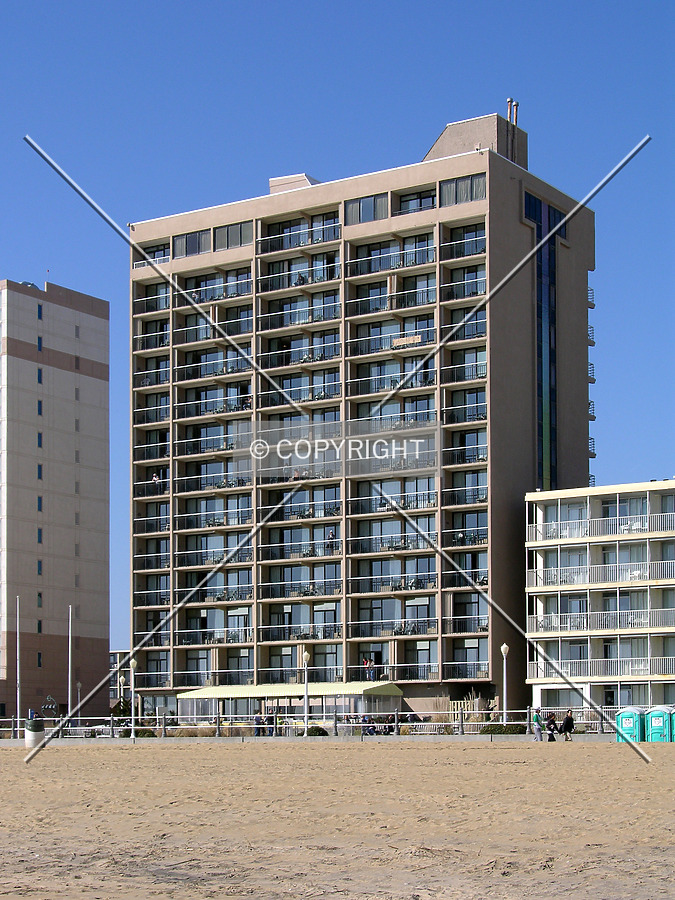 Four Sails Resort Photo 189-945-335 - Stock Image - SKYDB