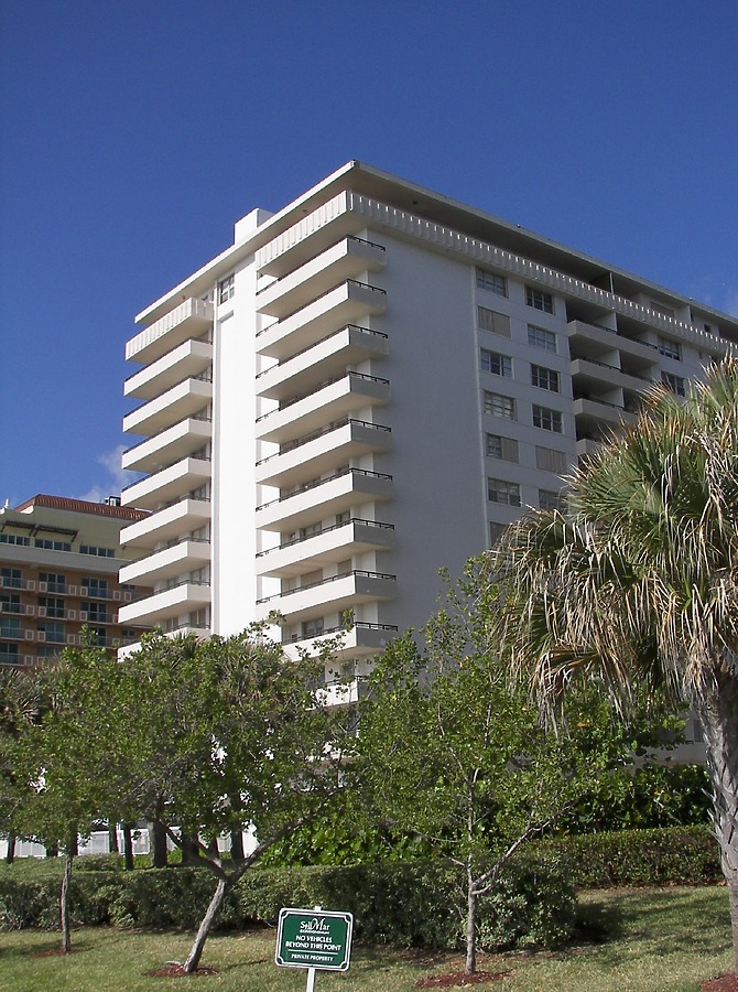 Surfside Towers Photo 192-342-690 - Stock Image - SKYDB