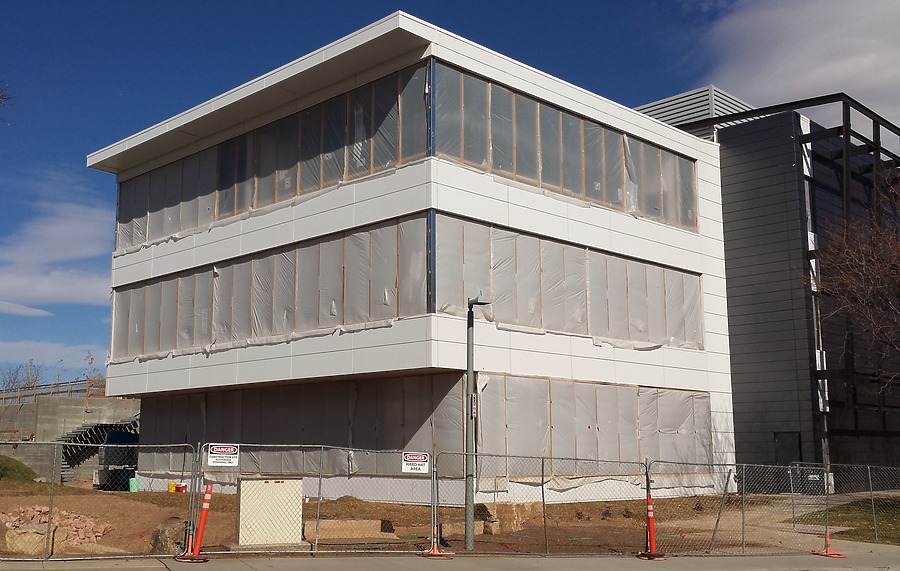 Nancy Richardson Design Center Photo 192-570-568 - Stock Image - SKYDB