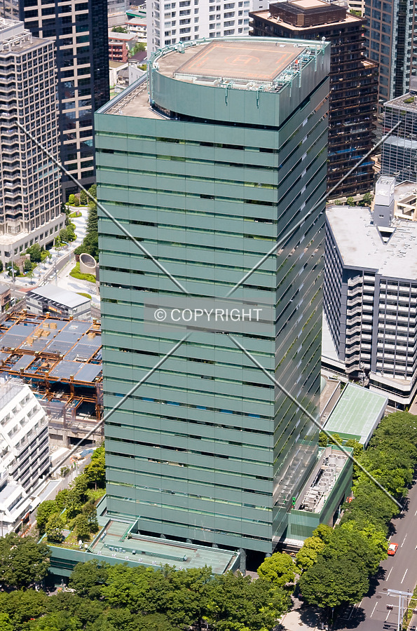 Shinjuku Green Tower Building Photo 193-921-951 - Stock Image - SKYDB