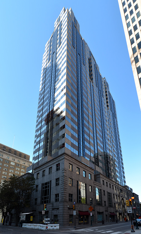 Two Logan Square Photo 202-570-023 - Stock Image - SKYDB