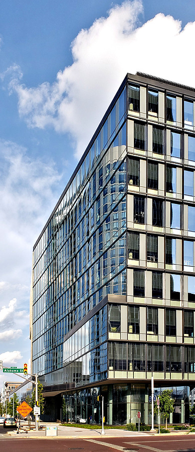 Cummins Global Distribution Headquarters Photo 203-207-889 - Stock ...