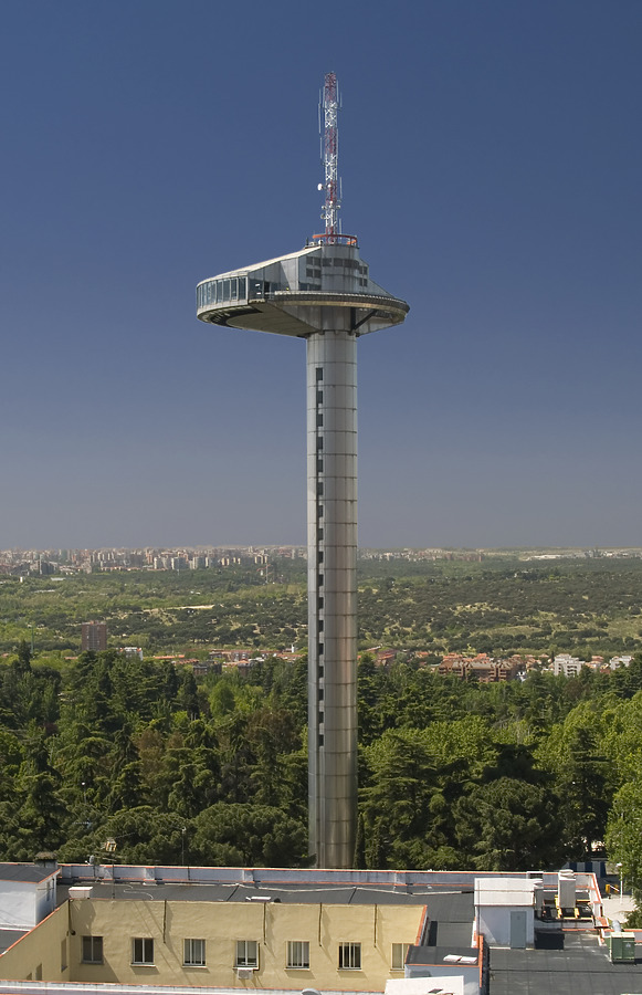 El Faro de Moncloa Photo 204-761-209 - Stock Image - SKYDB