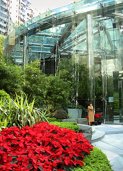 The Center in Hong Kong - SKYDB