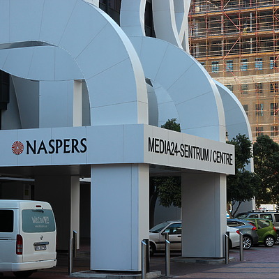 Naspers Centre in Cape Town - SKYDB