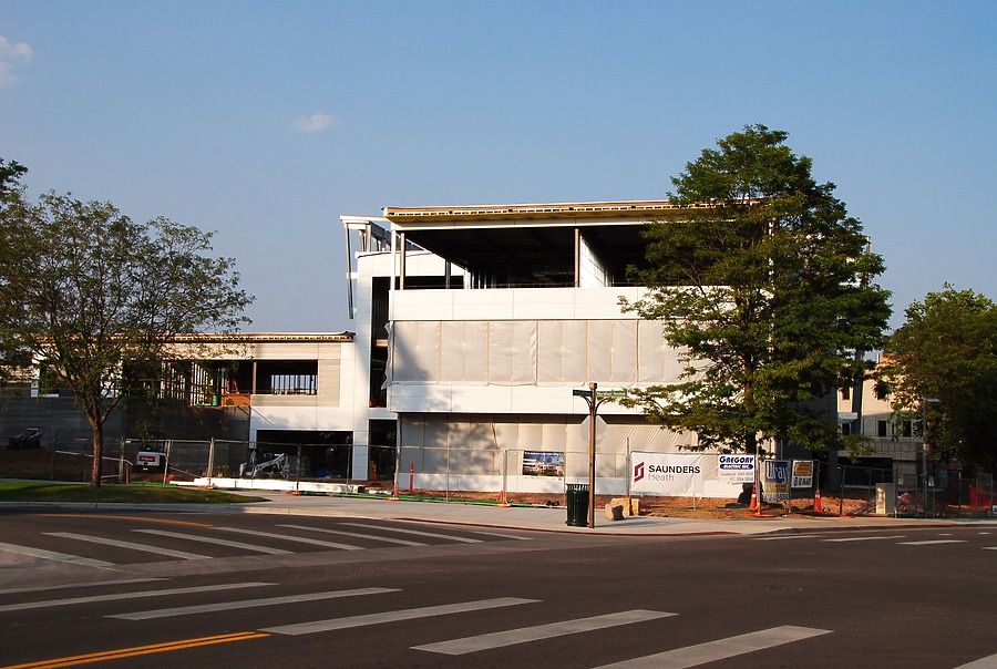 Nancy Richardson Design Center Photo 245-682-331 - Stock Image - SKYDB