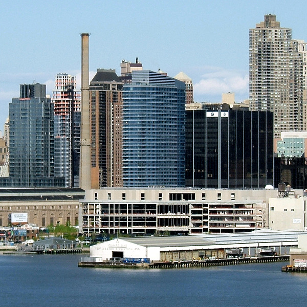 The Helena Photo 260-416-063 - Stock Image - SKYDB