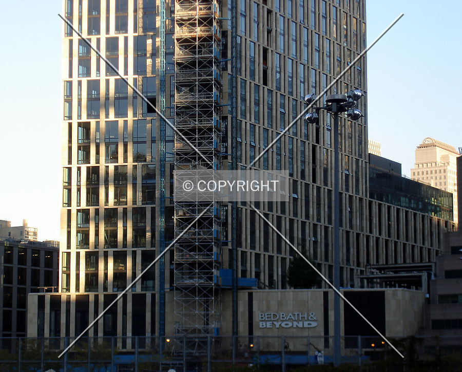 101 Warren Street Photo 274-849-650 - Stock Image - SKYDB