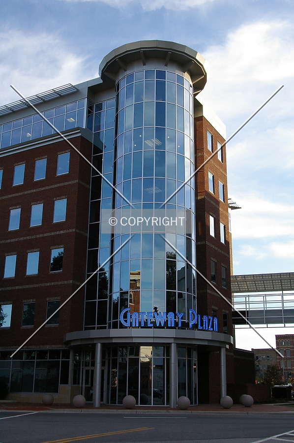 Gateway Plaza Photo 277-722-673 - Stock Image - SKYDB