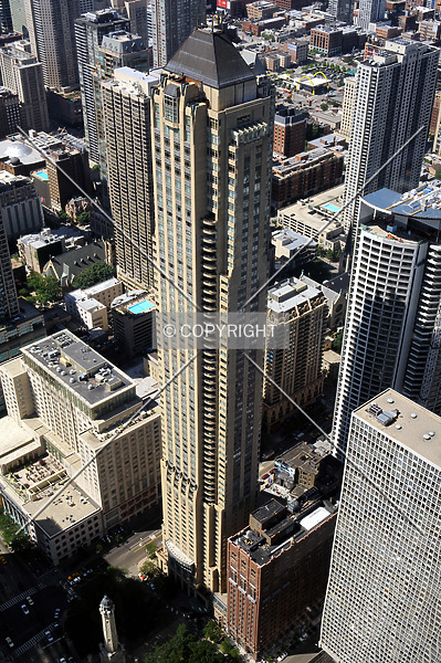 Park Tower in Chicago - SKYDB