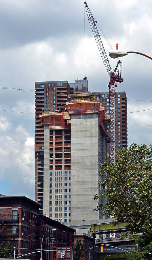 Pod Times Square Hotel Photo 292-453-172 - Stock Image - SKYDB