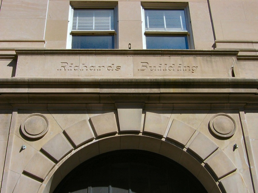 Gravier Place Apartments Photo 298-451-444 - Stock Image - SKYDB