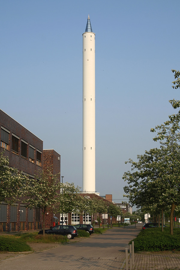 Fallturm Photo 312-363-470 - Stock Image - SKYDB