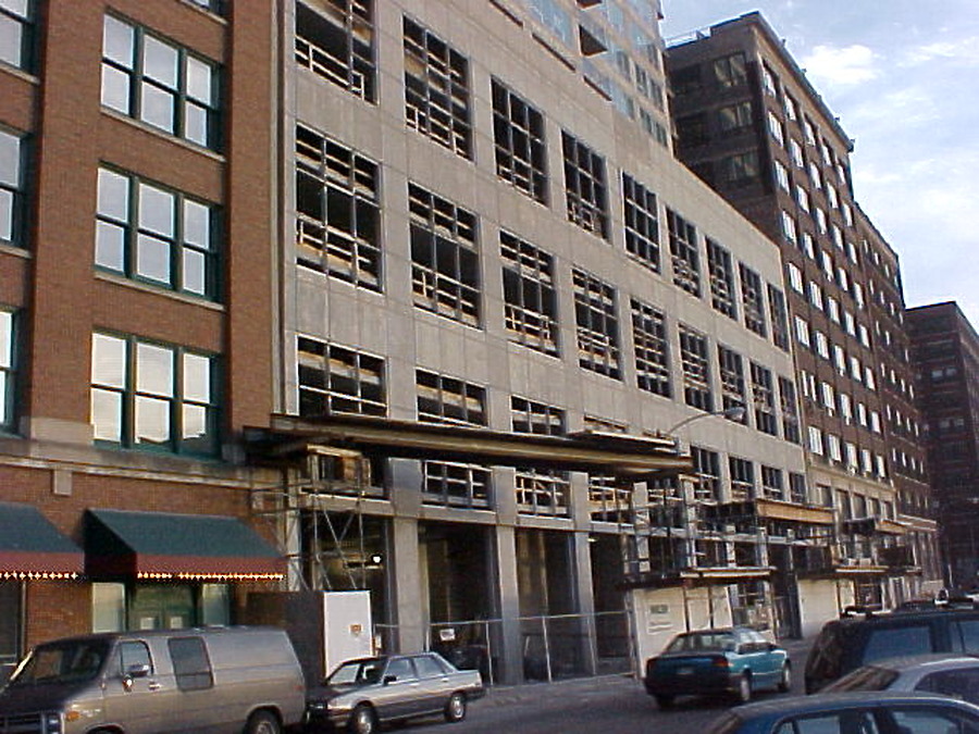 Wells Street Tower Photo 316-194-993 - Stock Image - SKYDB