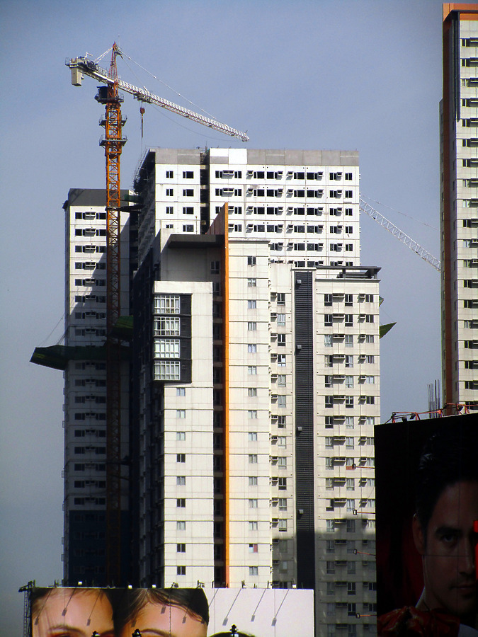 Avida Towers Sola 1 Photo 325-623-466 - Stock Image - SKYDB