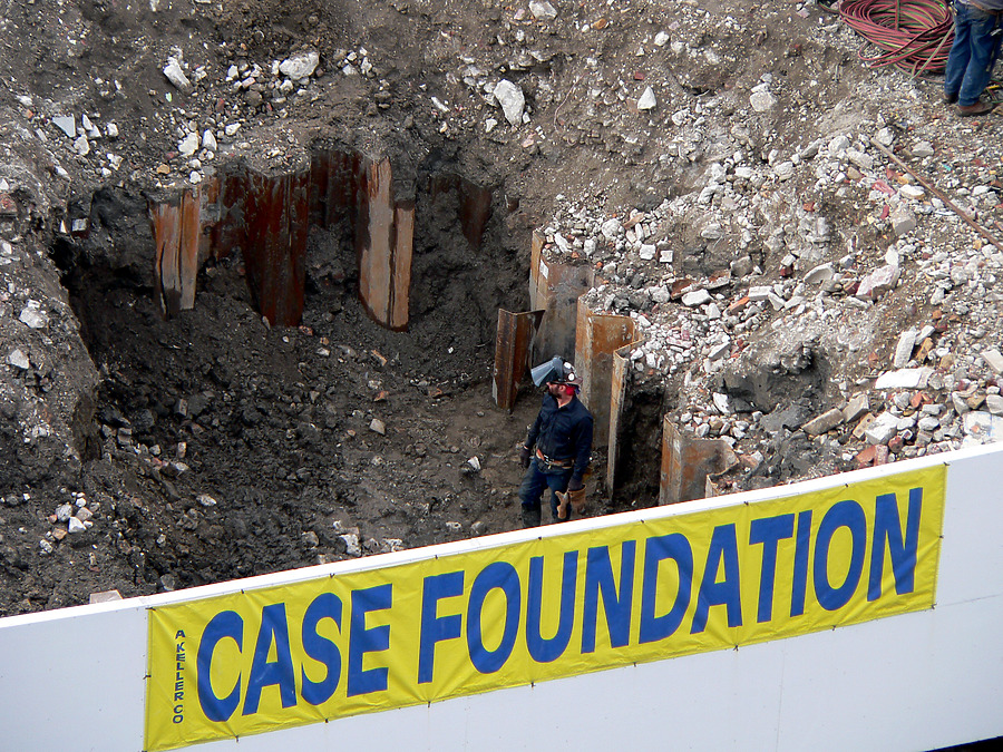 Chicago Spire Photo 354-685-780 - Stock Image - SKYDB