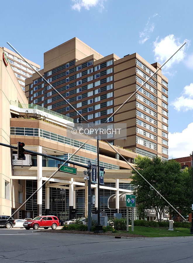 Courtyard by Marriott - Downtown Detroit Photo 385-576-938 - Stock ...