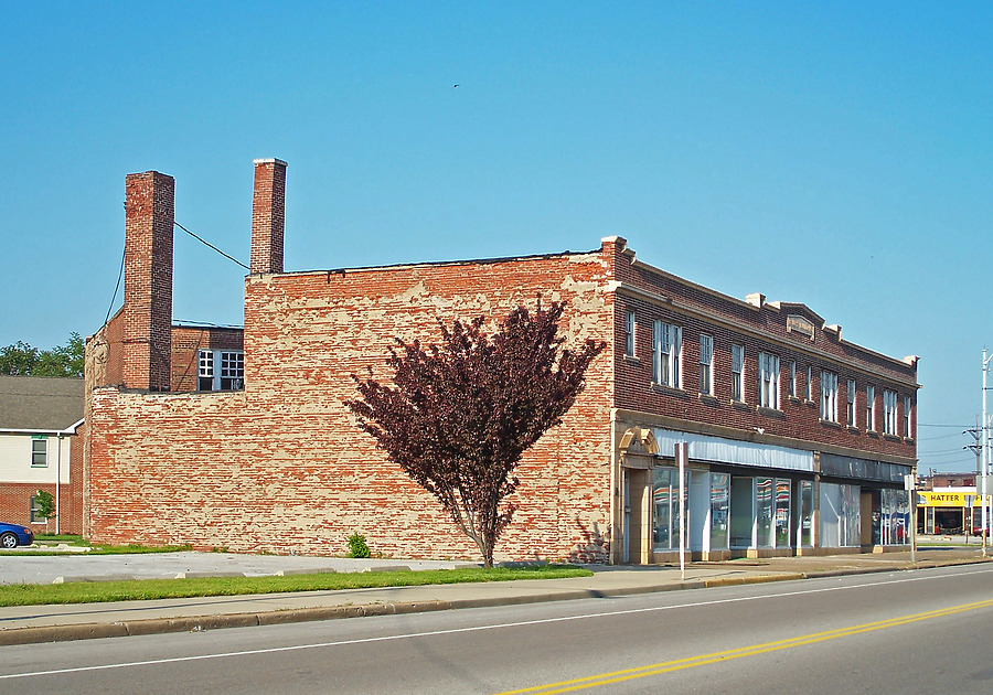 Ralph Building Photo 394-144-402 - Stock Image - SKYDB
