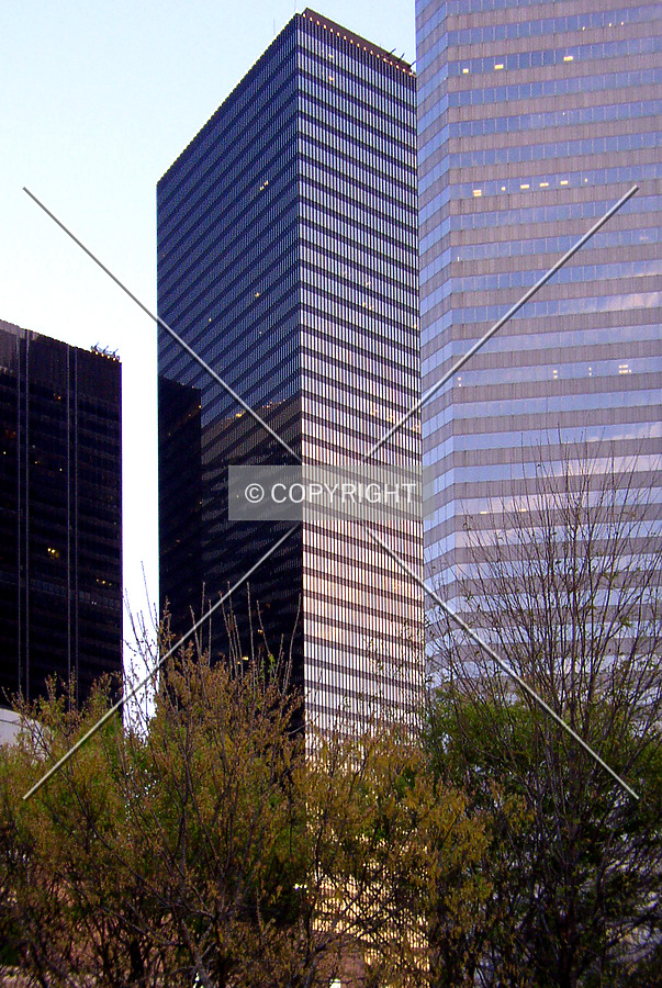 LyondellBassell Tower Photo 398-828-125 - Stock Image - SKYDB