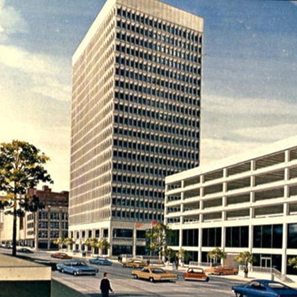 Sky on Main Photo 406-749-510 - Stock Image - SKYDB