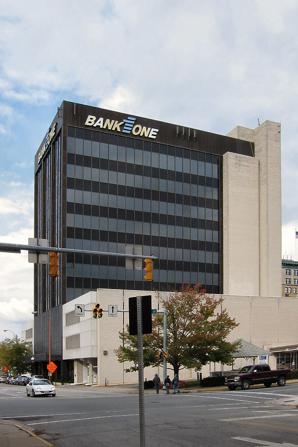 Chase Building Photo 412-769-127 - Stock Image - SKYDB