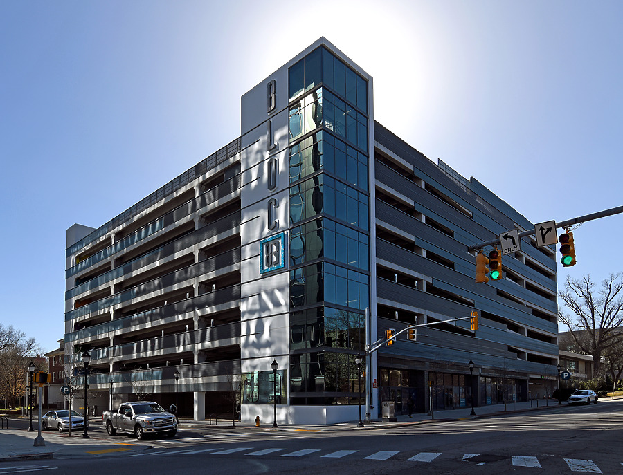 Block 83 Parking Deck Photo 417-284-974 - Stock Image - SKYDB