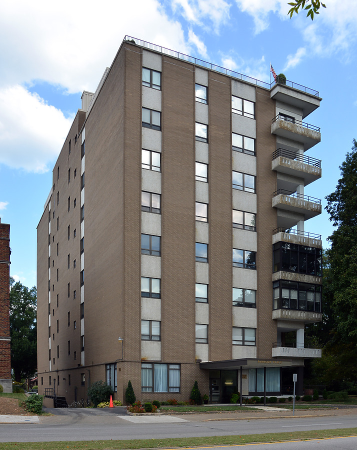 Parkside Place Photo 419-597-130 - Stock Image - SKYDB