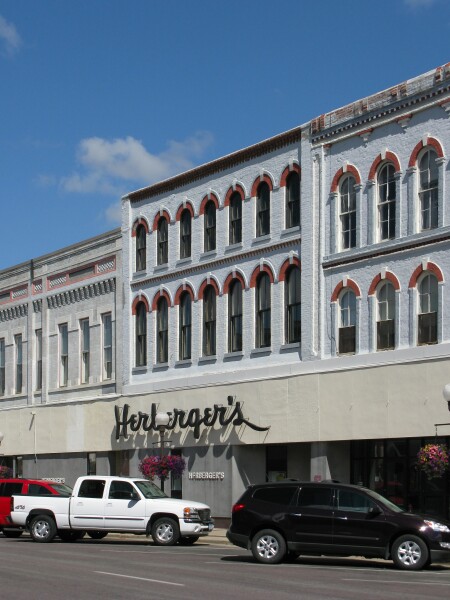 Theodore Crone Dry Goods Store - low-rise building in New Ulm, United ...