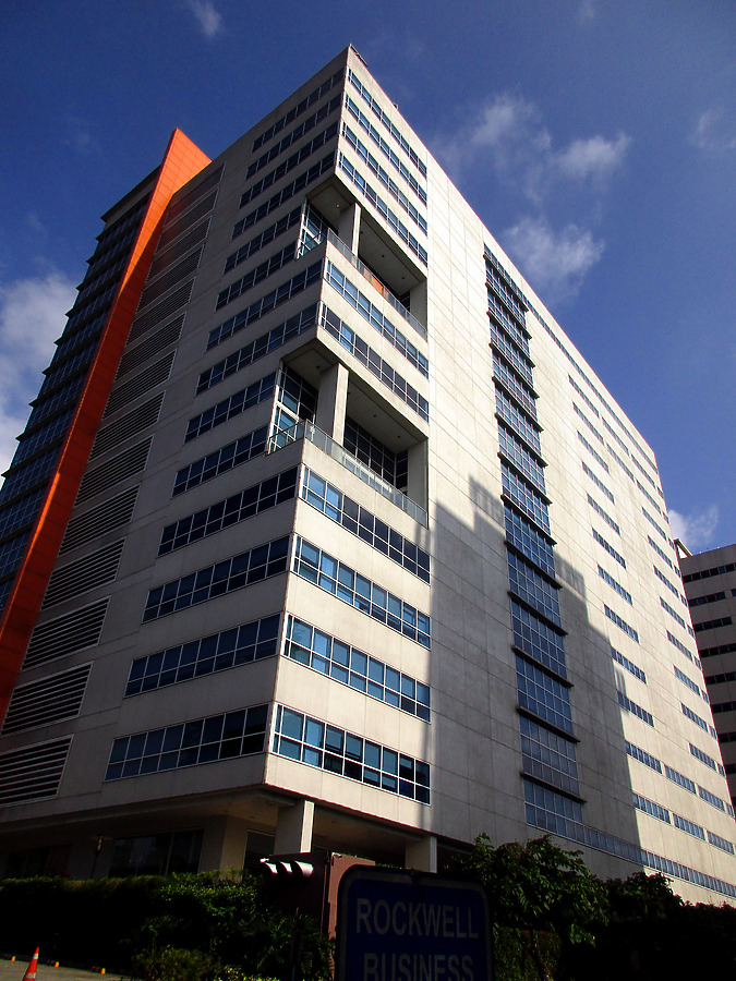 Rockwell Business Center, Tower 3 Photo 460-080-199 - Stock Image - SKYDB