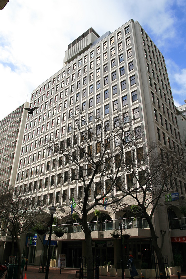 101 St. Georges Mall Photo 466-876-110 - Stock Image - SKYDB