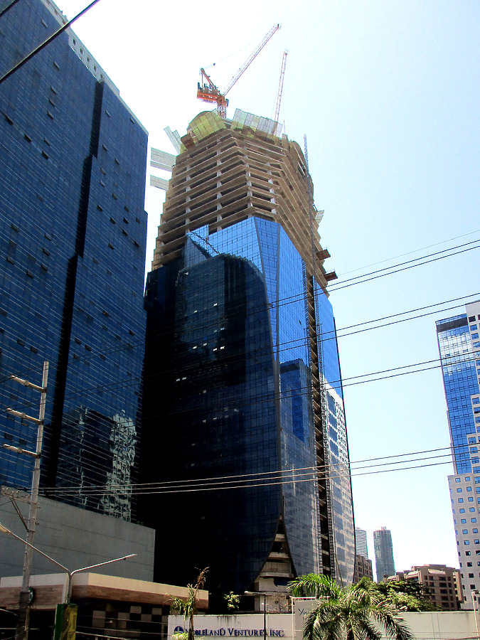 Exquadra Office Tower Photo 473-810-349 - Stock Image - SKYDB