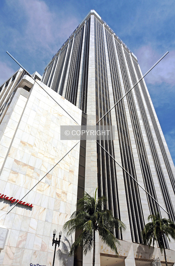 SunTrust International Center Photo 474-804-091 - Stock Image - SKYDB