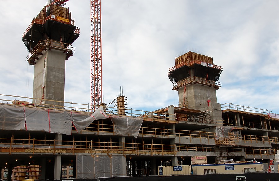 Union Tower West Photo 476-722-034 - Stock Image - SKYDB