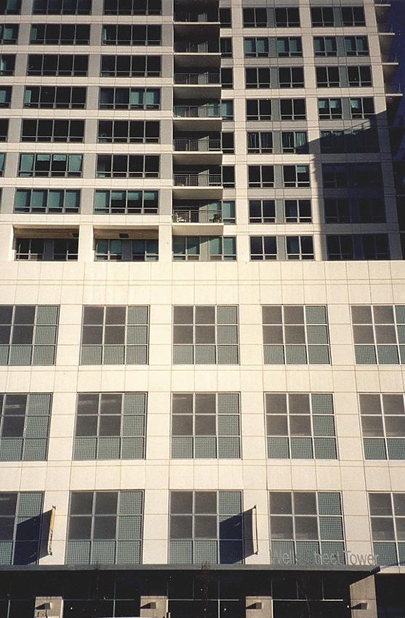 Wells Street Tower Photo 483-339-619 - Stock Image - SKYDB