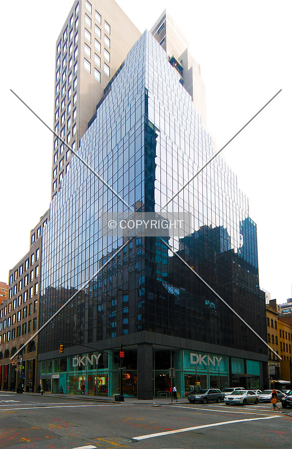 655 Madison Avenue Photo 493-236-398 - Stock Image - SKYDB