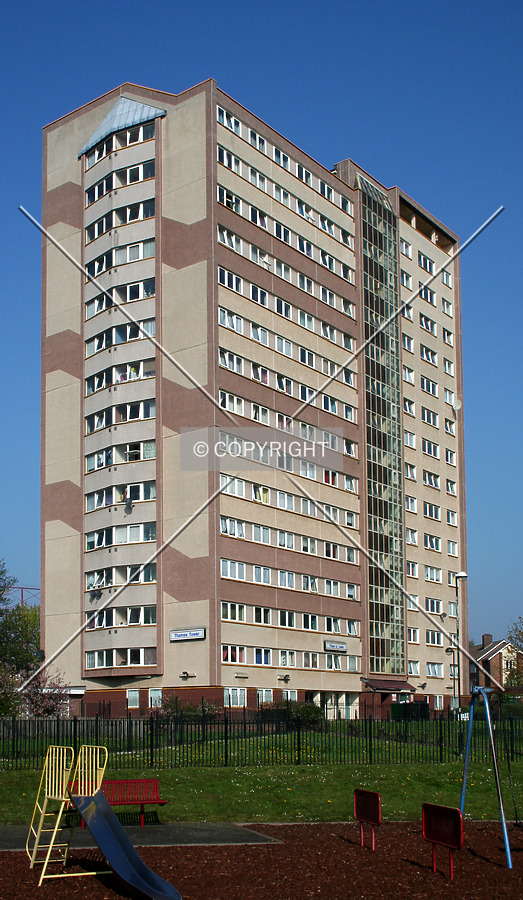 Thames Tower Photo 517-835-790 - Stock Image - SKYDB