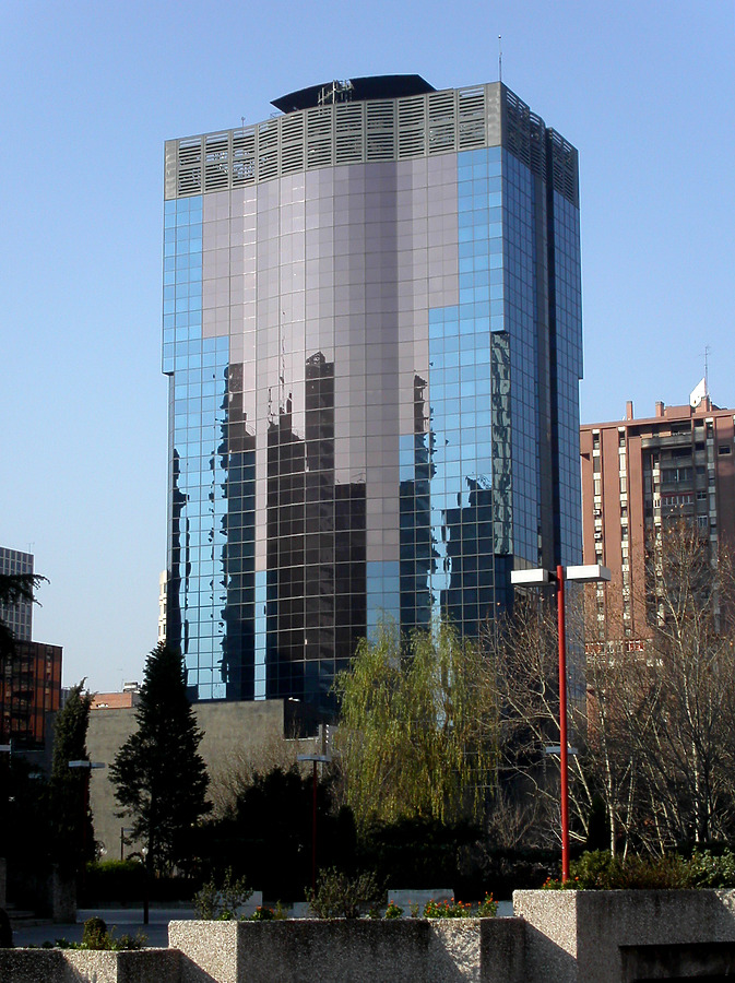 Torre Mahou Photo 525-039-276 - Stock Image - SKYDB