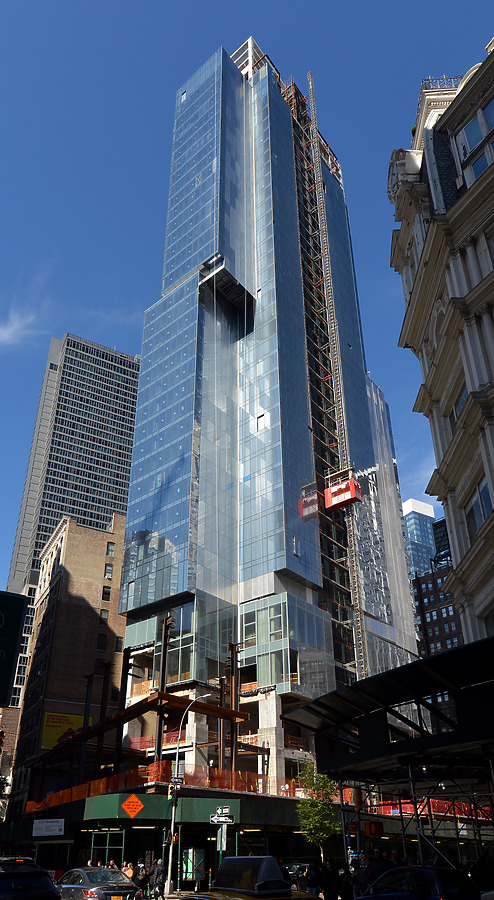 Virgin Hotel Photo 534-315-803 - Stock Image - SKYDB